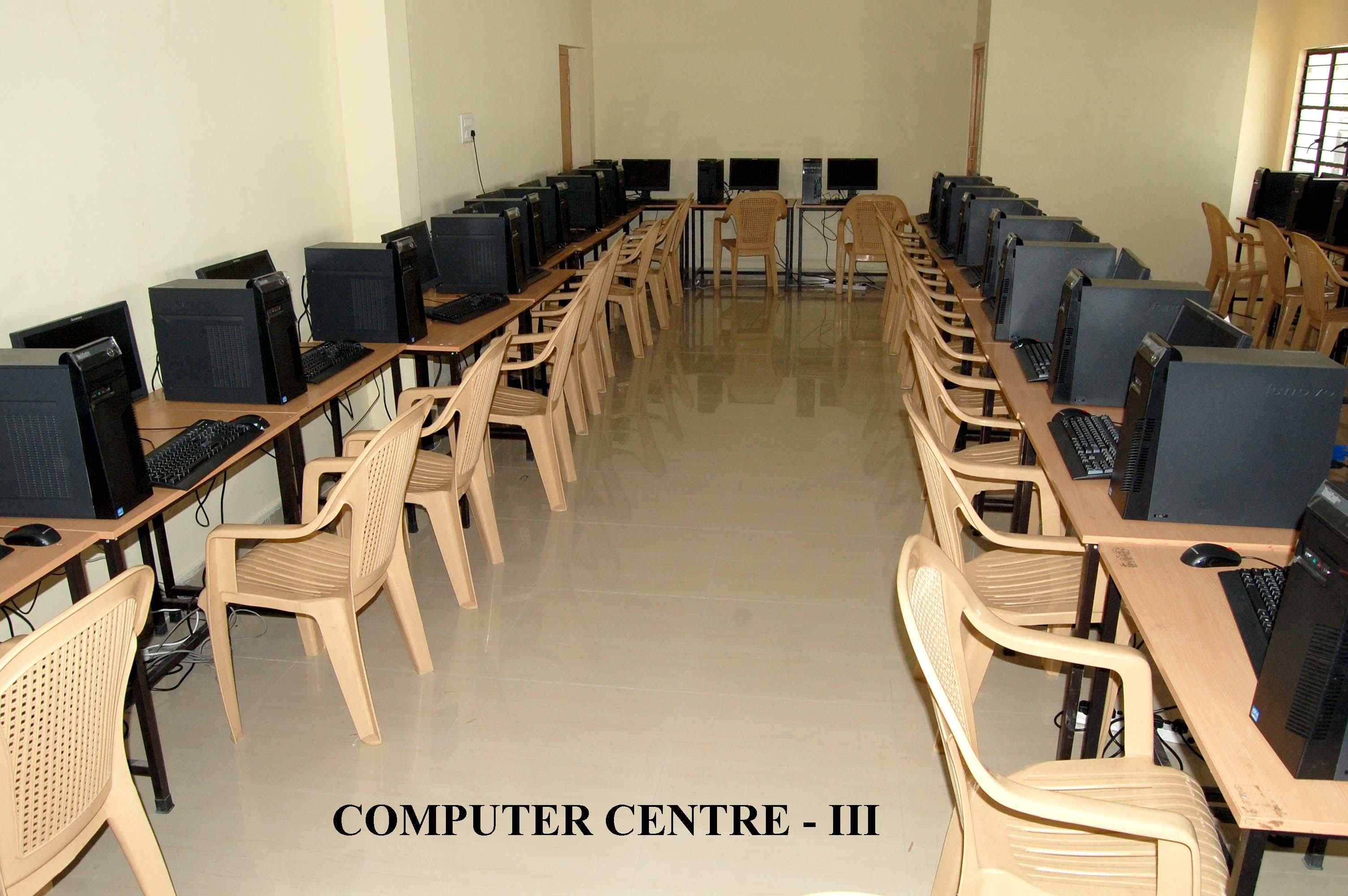 Computer Center - Sri Manakula Vinayagar Polytechnic College